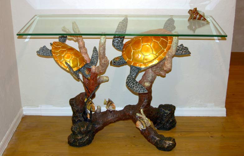 Turtle table, table with turtle and tropical fish